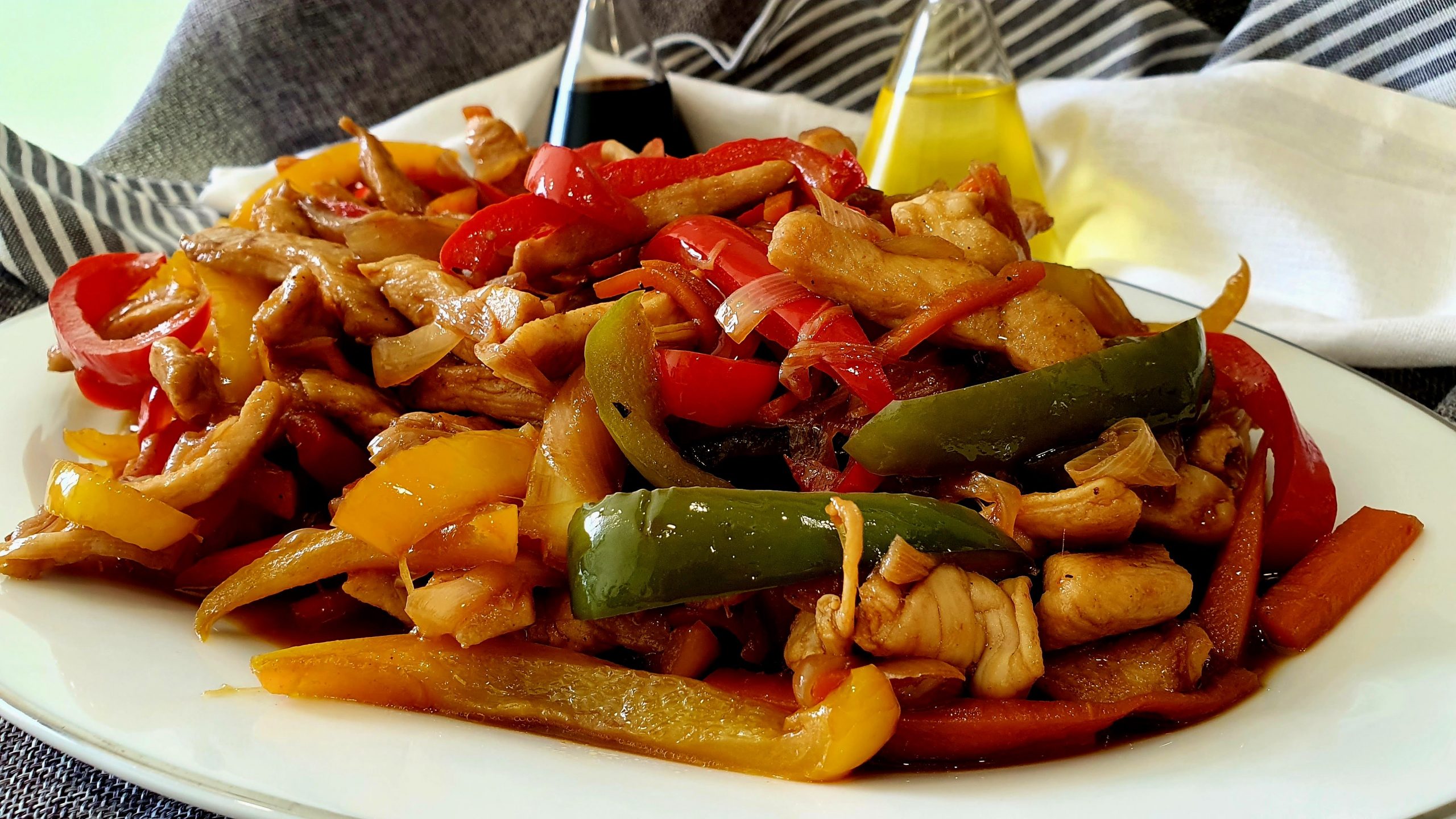 Pollo con verduras en un momento - OK-Recetas